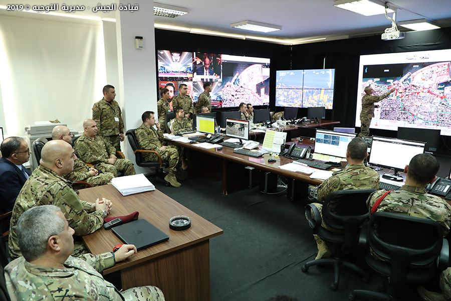 The Armed Forces Commander visited the operations room of the Arab ...