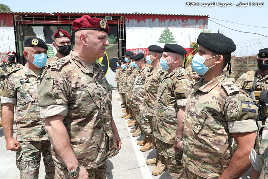 The LAF Commander visited the south Litani Sector and the 7th Infantry ...