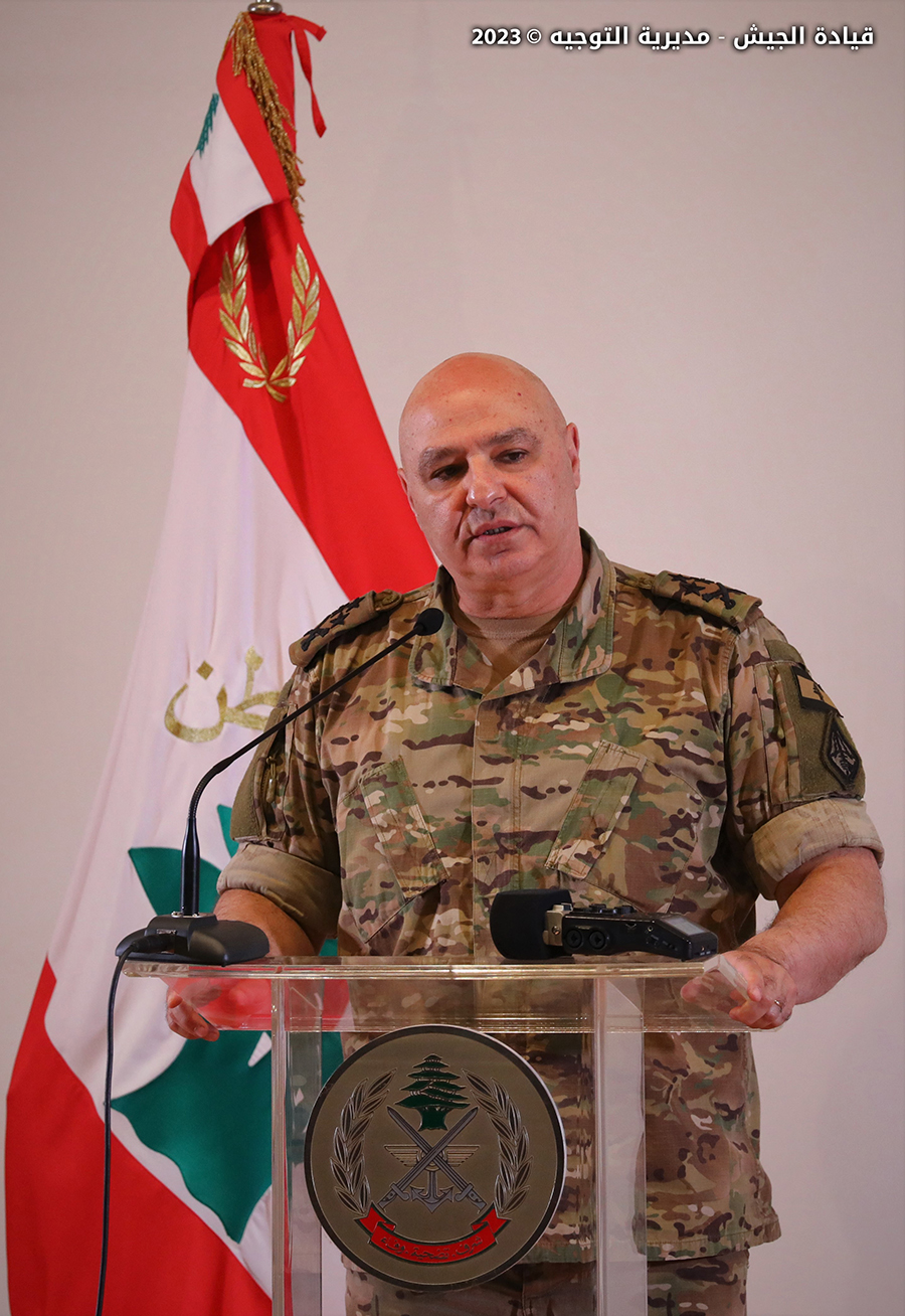 The Army Commander decorates the officers promoted to Brigadier General ...